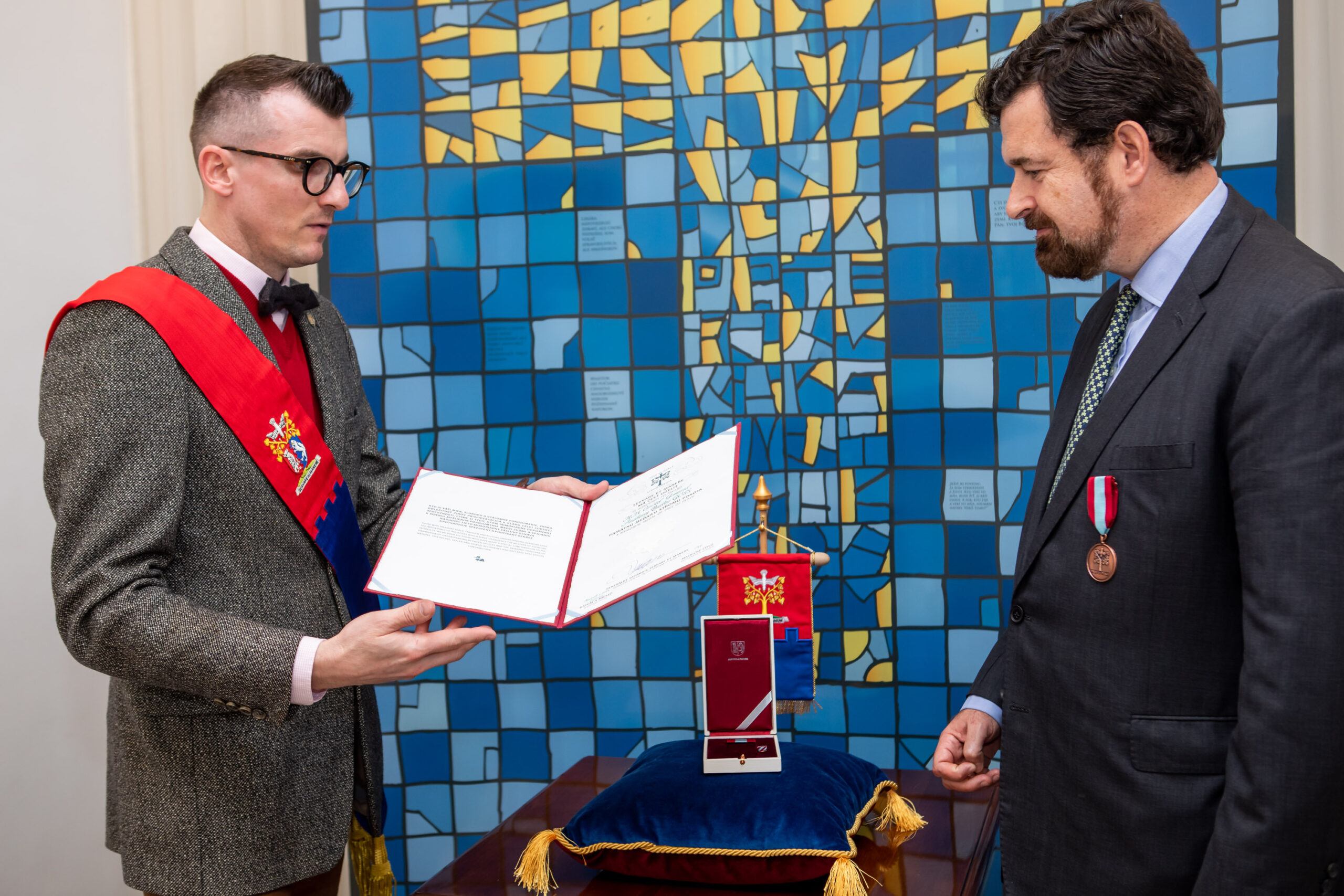 The Memorial Medal of the Tree of Peace was awarded to Mr Anthony ...